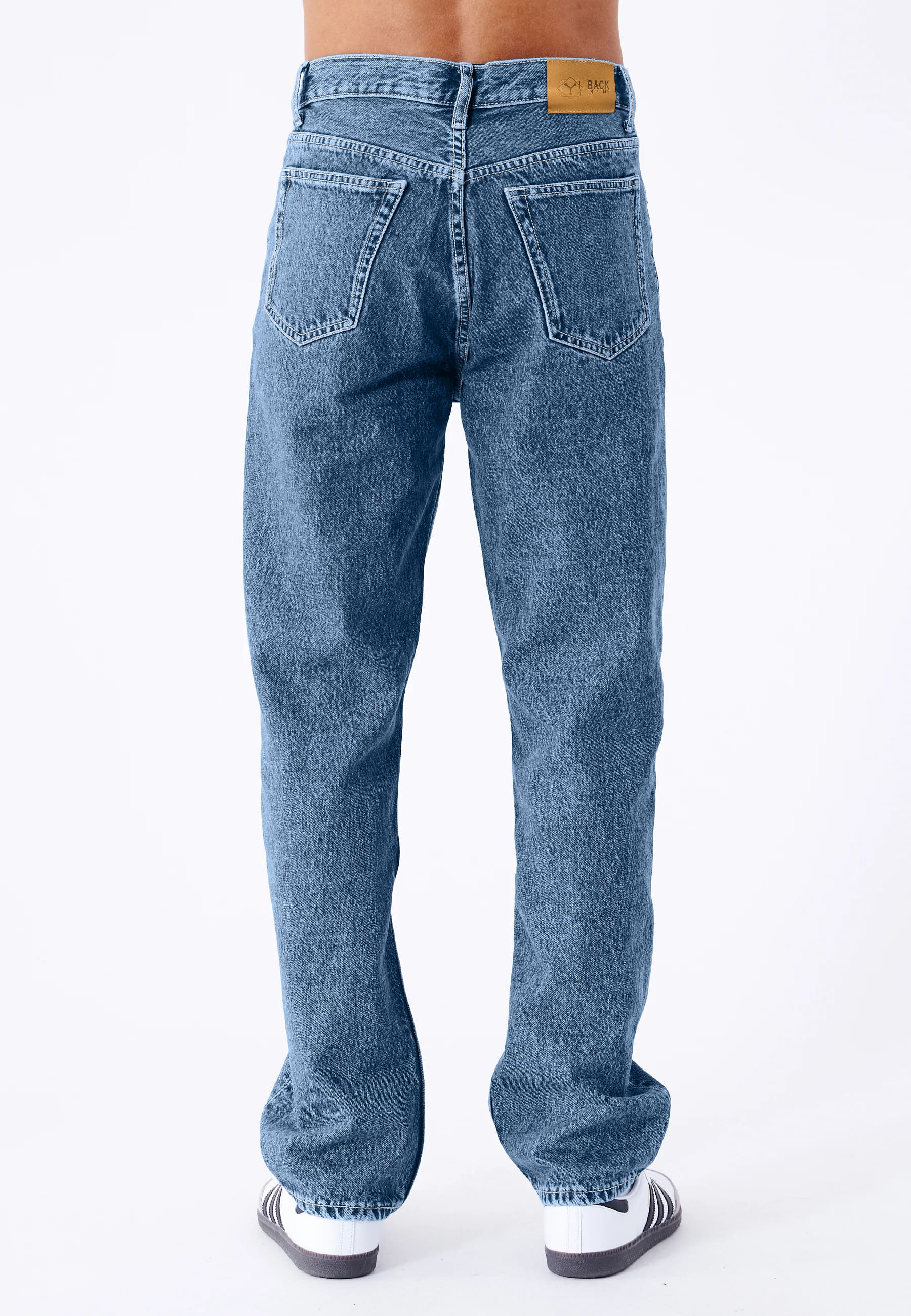 Jeans Corte Recto Estilo Clásico – Back in Time